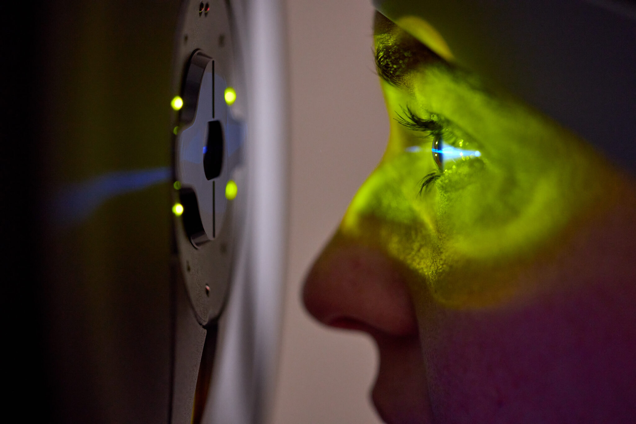 LASIK Vision Surgery - WashU Medicine Physicians